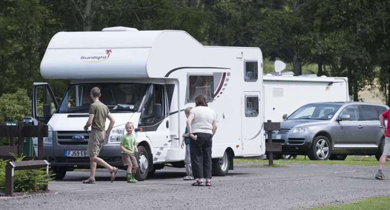 Scone Camping and Caravanning Club Site in the United Kingdom ...