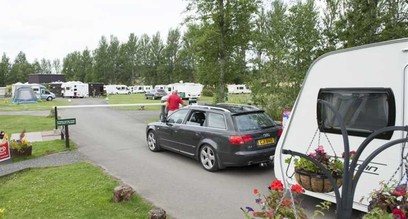 Scone Camping and Caravanning Club Site in the United Kingdom ...